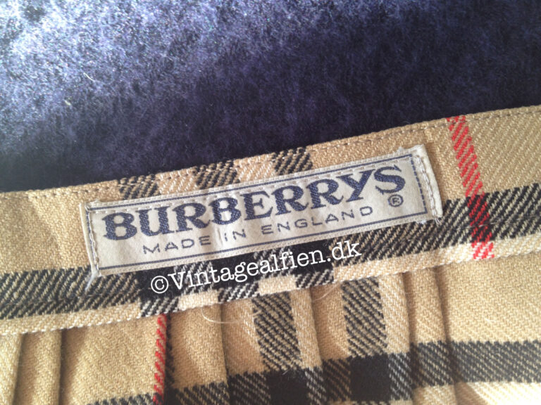 Vintage Burberry: Det skal du kigge efter inden du køber - Vintage ...